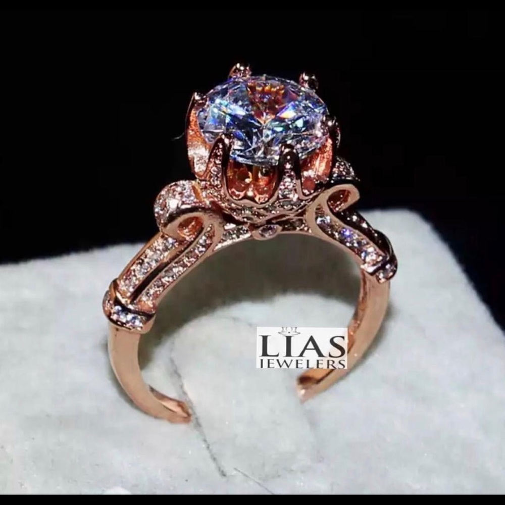 New 18k Rose Gold Engagement Ring - Gem